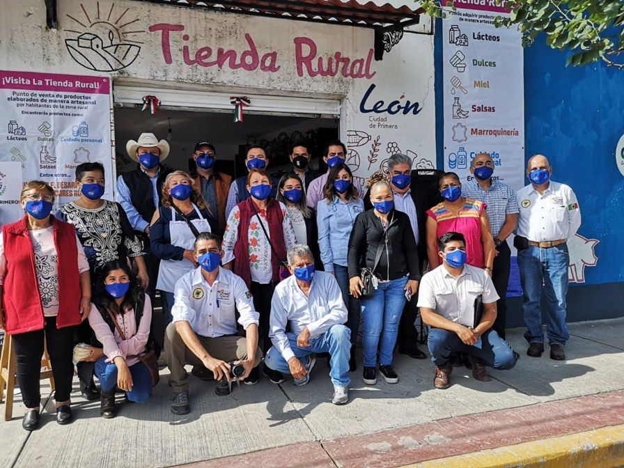 Inauguran la Tienda Rural en León. Ofrece productos hechos en el campo ...