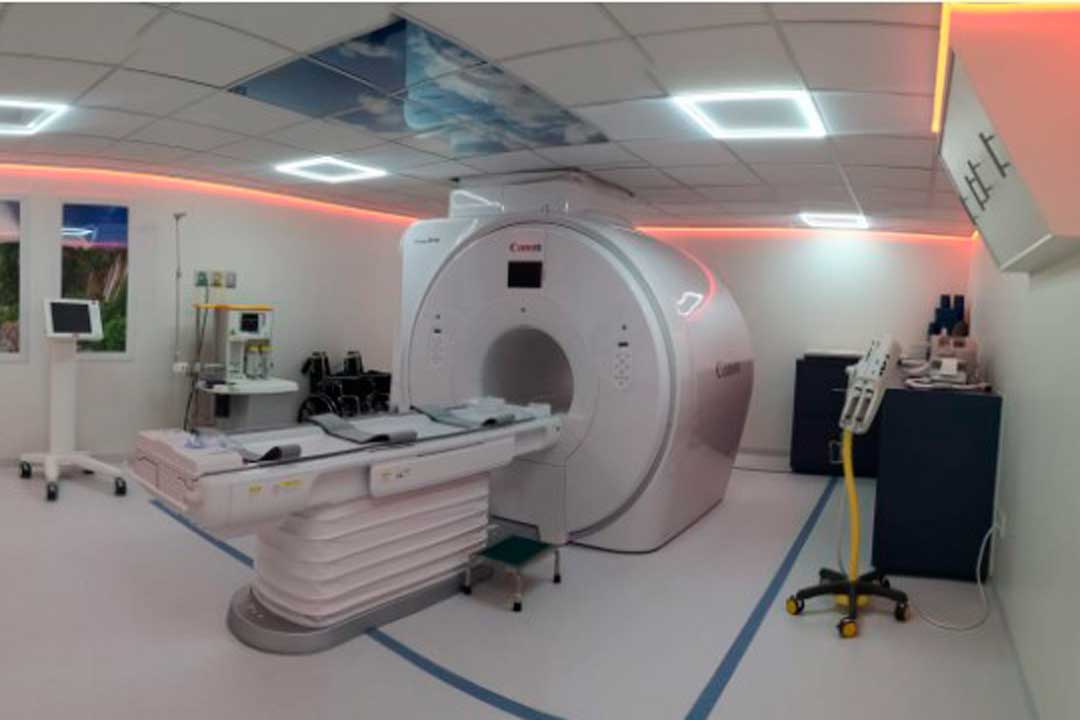 Instalan nuevo resonador magnético en el Hospital General de León ...